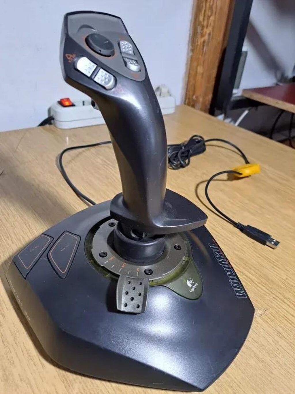 LOGITECH WINGMAN EXTREME 3D DIGITAL | Sjajan joystick Logitech
