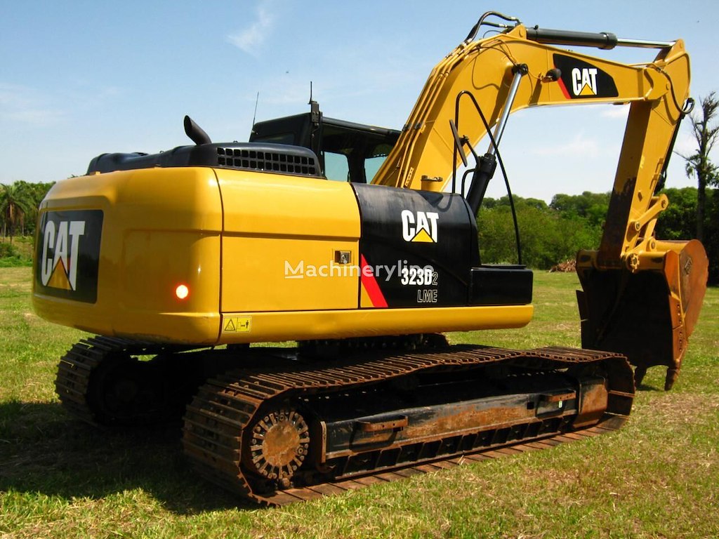 Caterpillar 323 FL bager guseničar