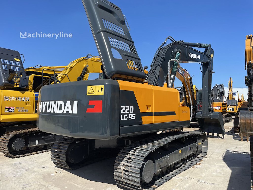 Hyundai R220LC-9S bager guseničar
