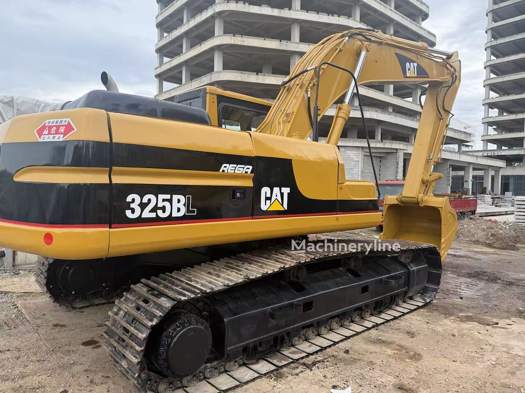 Caterpillar 325BL bager guseničar