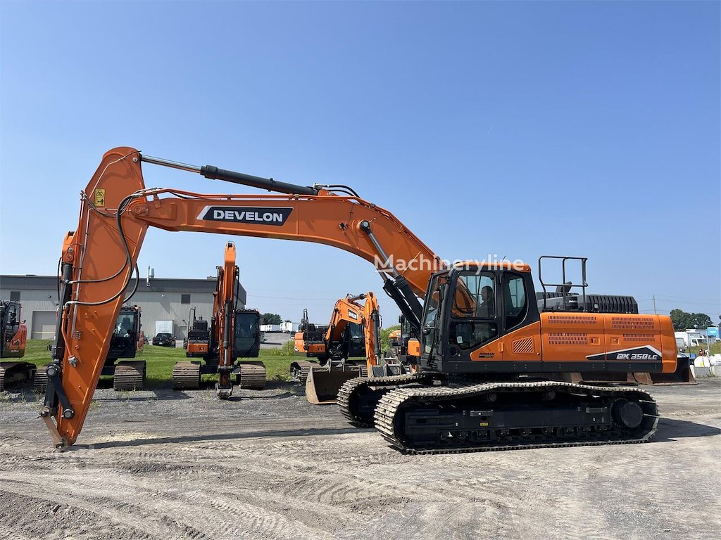 Novi Develon DX350LC-7 bager guseničar