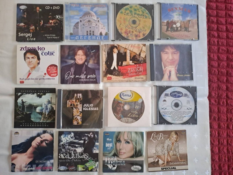 Lot 16 komada CD-ova