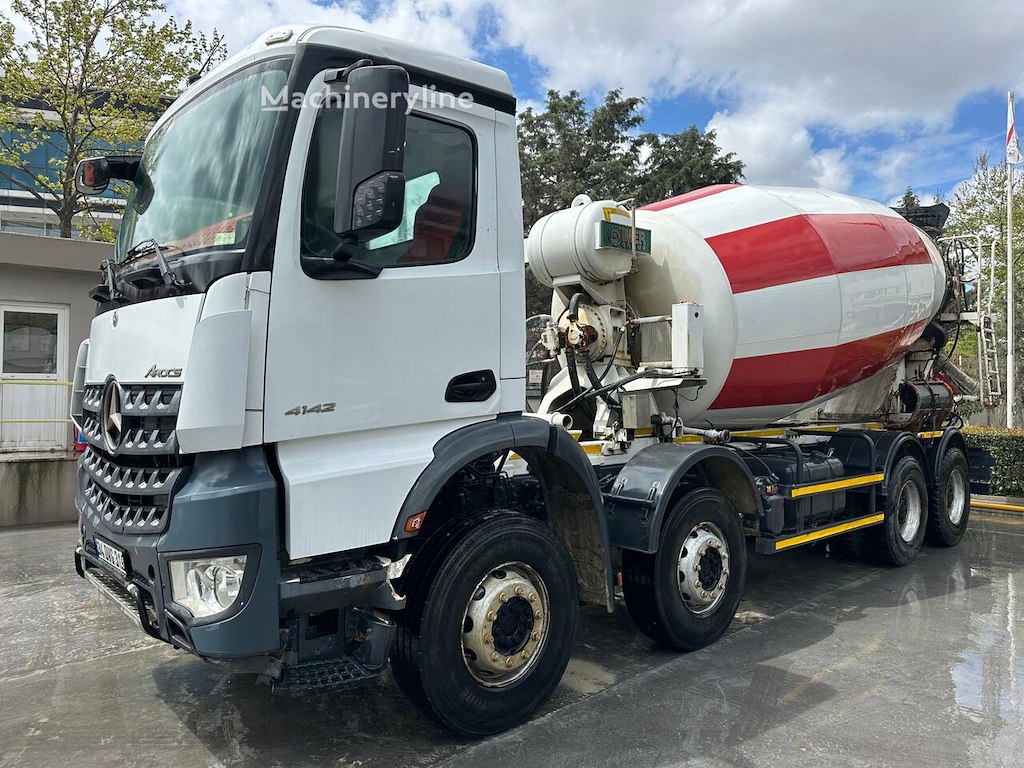 IMER-L&T 2017 na šasiji Mercedes-Benz AROCS 4142 kamion s mešalicom za beton