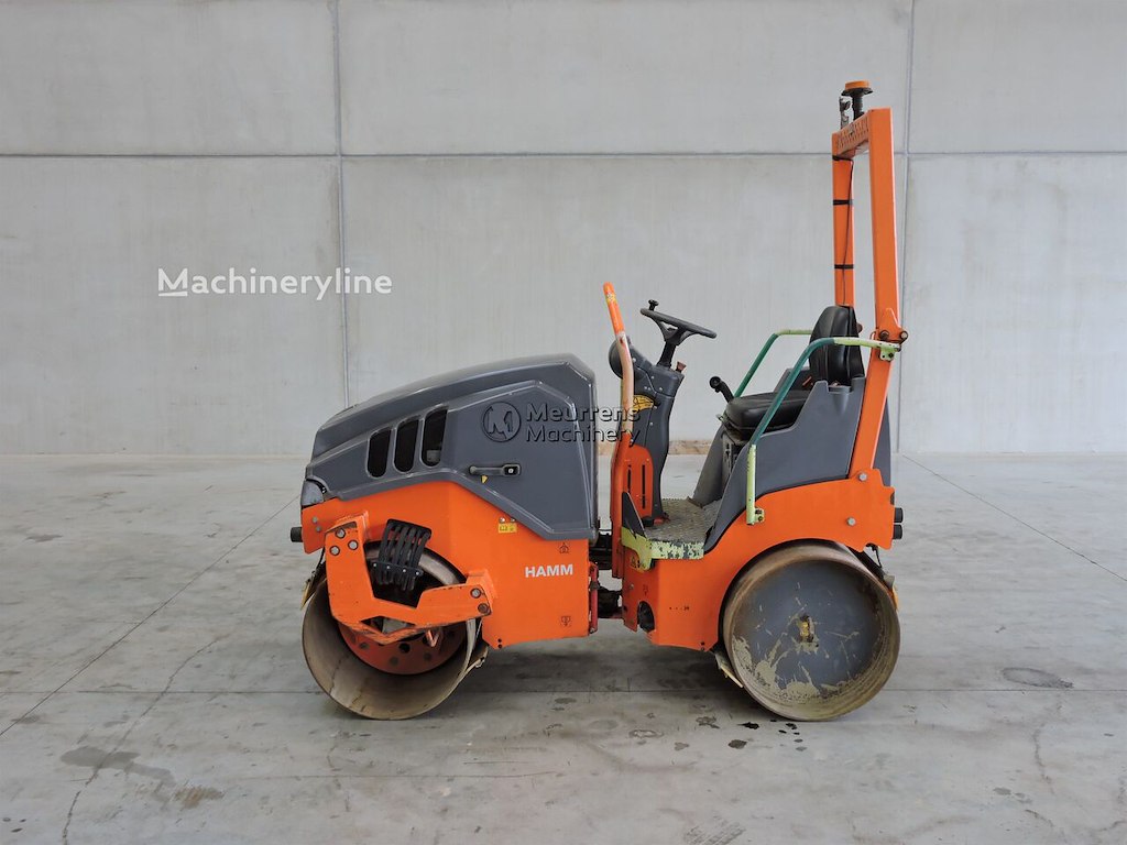 Hamm HD10CVV mali valjak