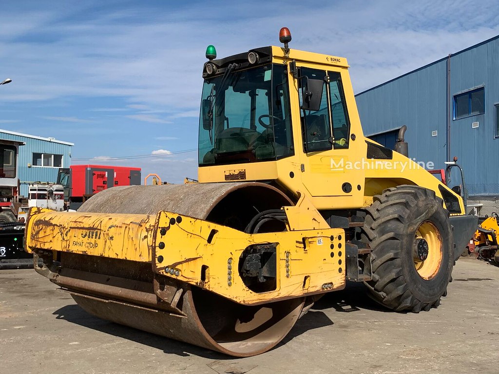 BOMAG BW213 DH-4 kompaktor s jednim valjkom