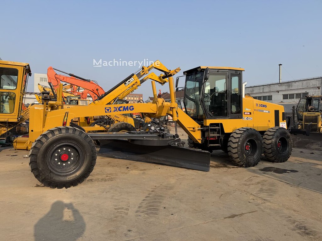 XCMG GR180 grejder