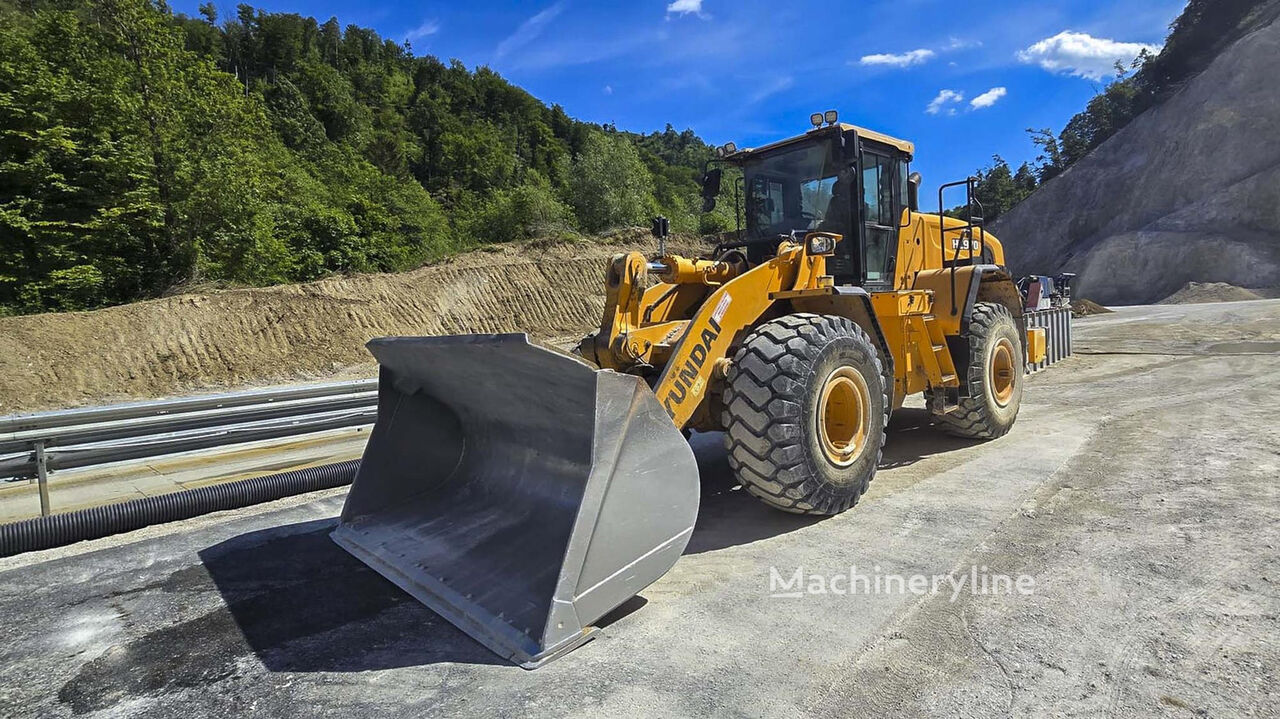 Hyundai HL970 prednji utovarivač