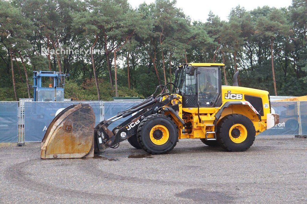 Prodaje se JCB 437WHT T4F prednji utovarivač na aukciji