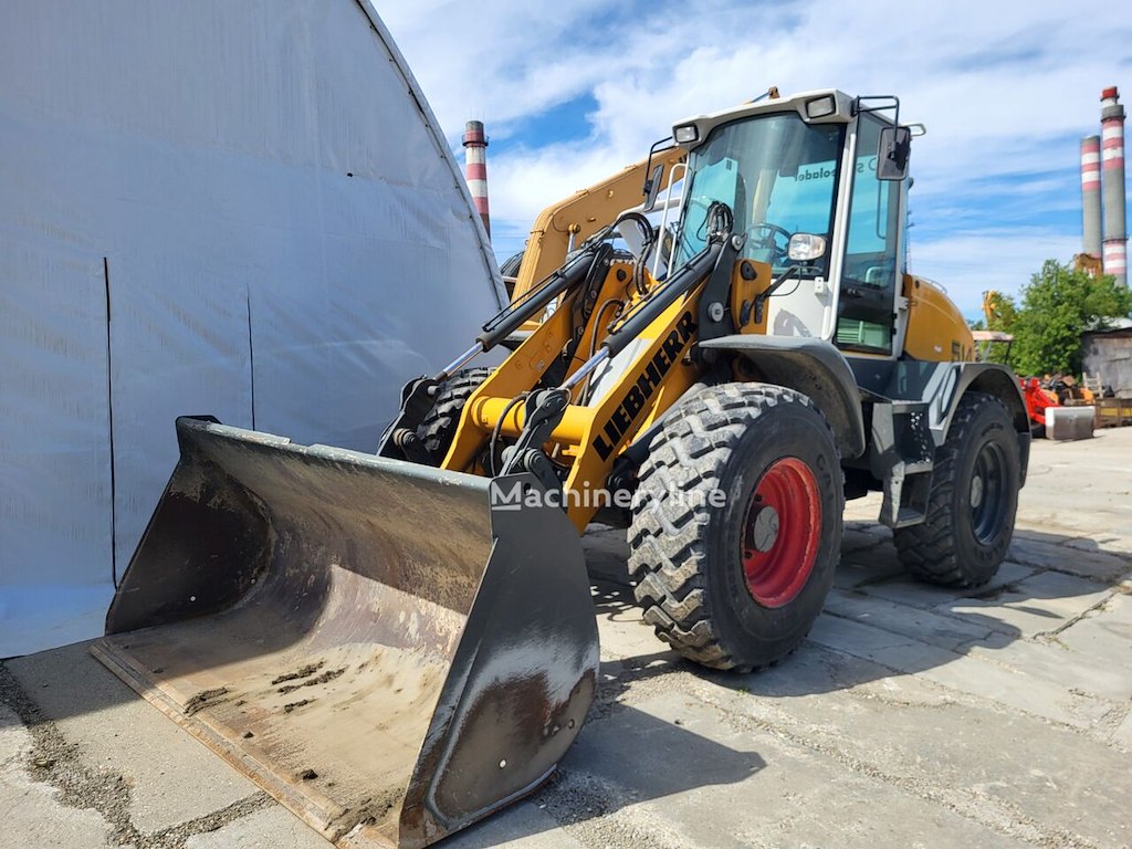 Prodaje se Liebherr L 514 4X4 prednji utovarivač na aukciji