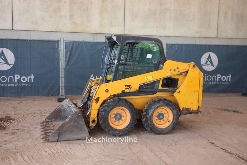 Prodaje se Bobcat S450 prednji utovarivač na aukciji