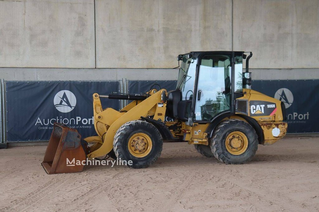 Prodaje se Caterpillar 906H prednji utovarivač na aukciji