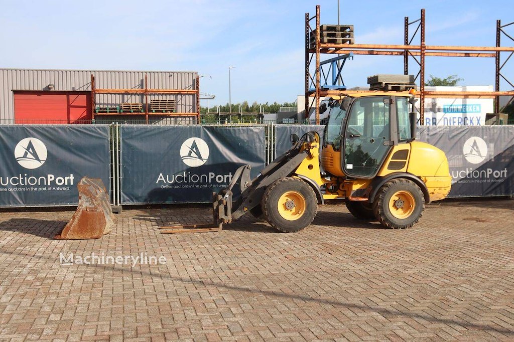 Prodaje se Volvo L25F prednji utovarivač na aukciji