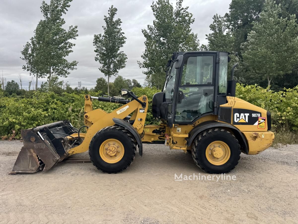 Caterpillar 907H prednji utovarivač