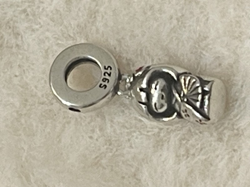 Pandora privezak S925 japanka