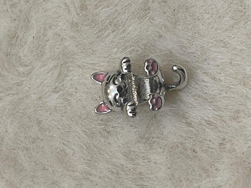 Pandora privezak S925 macka