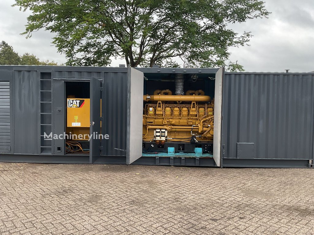 Novi Caterpillar 3516 diesel generator