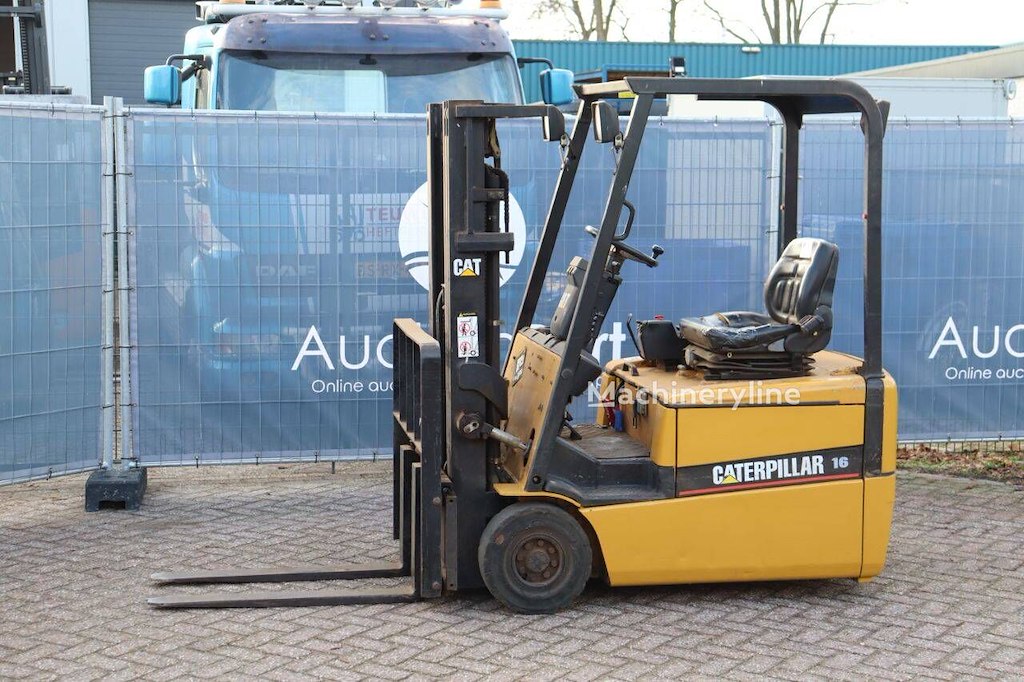 Prodaje se Caterpillar EP16KT električni viljuškar na aukciji