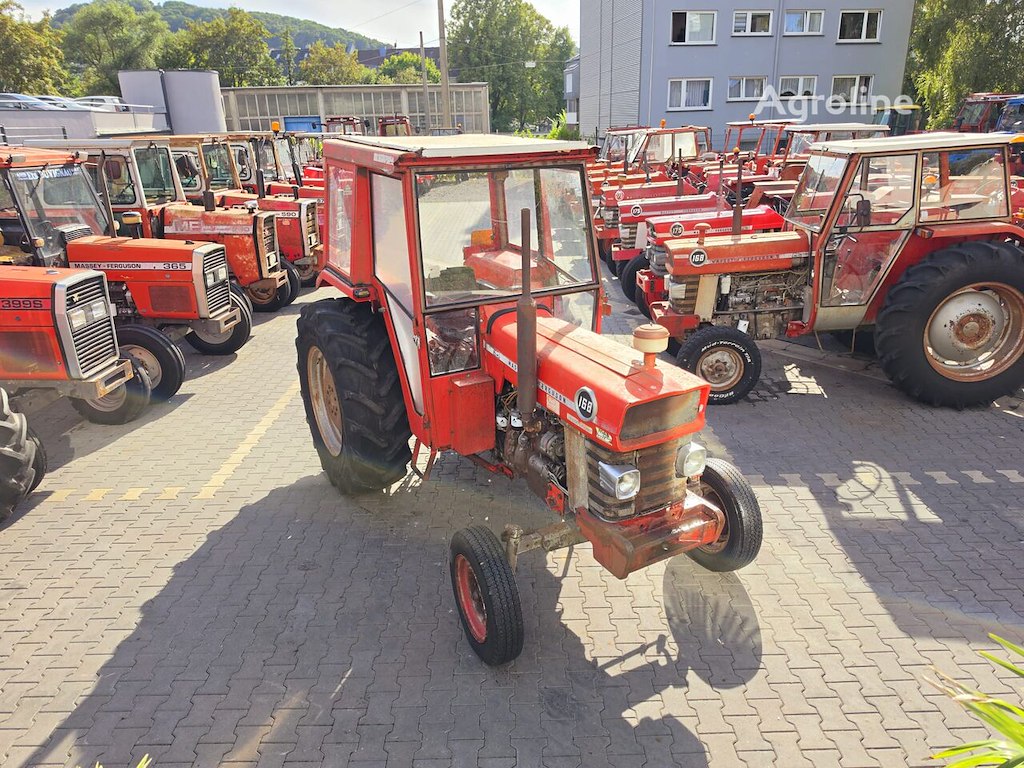 Massey Ferguson 168 traktor točkaš