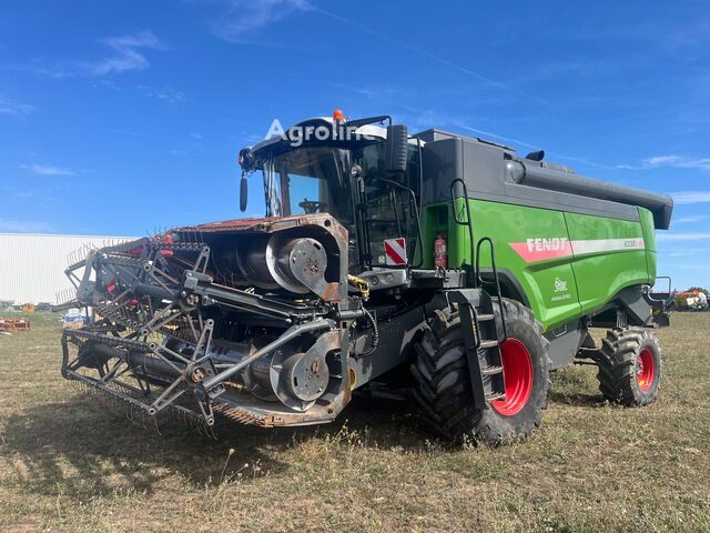 Prodaje se Fendt 6335CPL kombajn za žito na aukciji