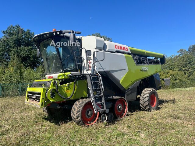Prodaje se Claas Lexion 6700TT kombajn za žito na aukciji