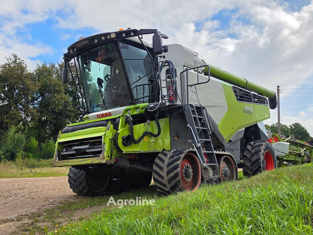 Claas Lexion 8700TT 4WD kombajn za žito