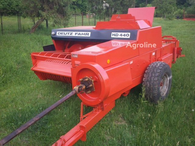 Deutz-Fahr 440HD balirka za četvrtaste bale