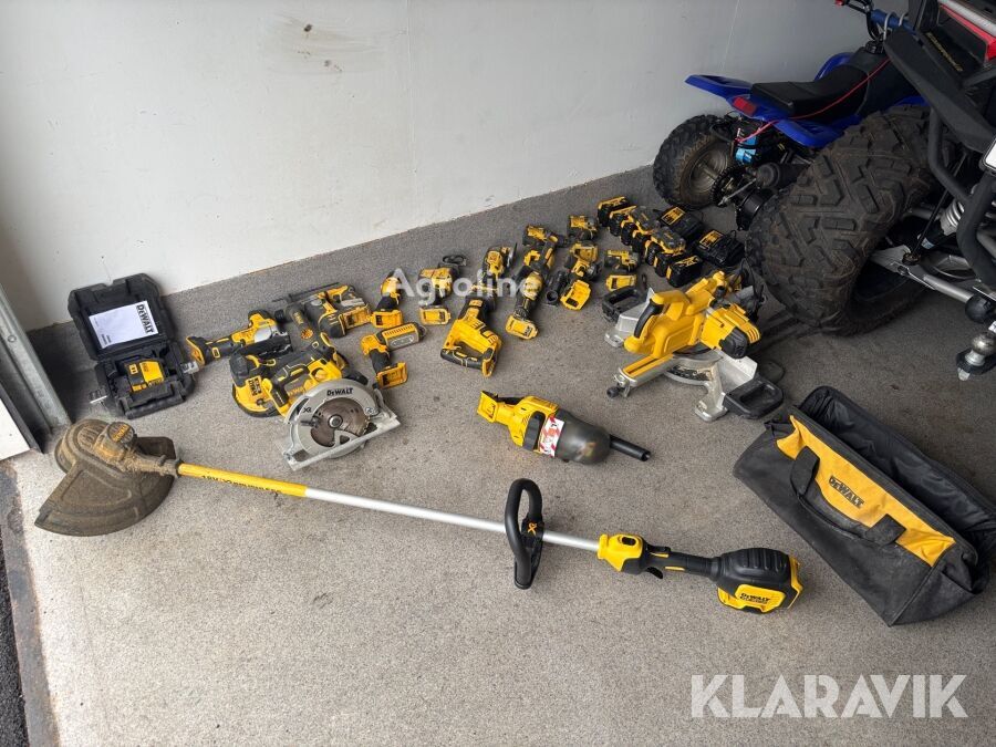 Prodaje se DeWalt Parti med handverktyg Dewalt trimer za travu na aukciji
