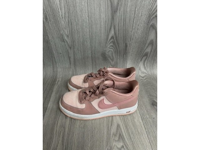 Nike  patike – model Air Force 1 Low vel.38