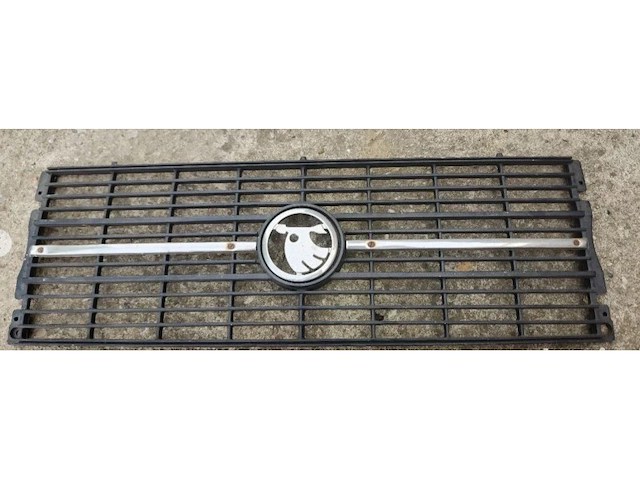 Prednja maska Skoda 120L