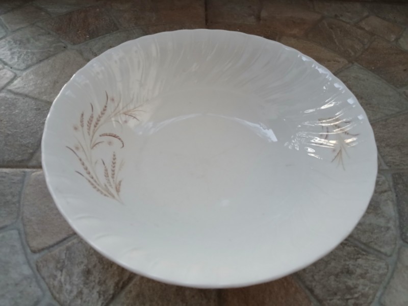 Boris Kidric jugoslovenska stara porcelanska supijera