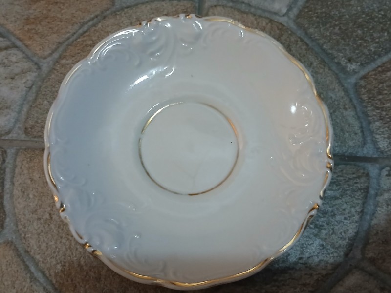 Walbrzych poljski stari porcelanski tanjiric