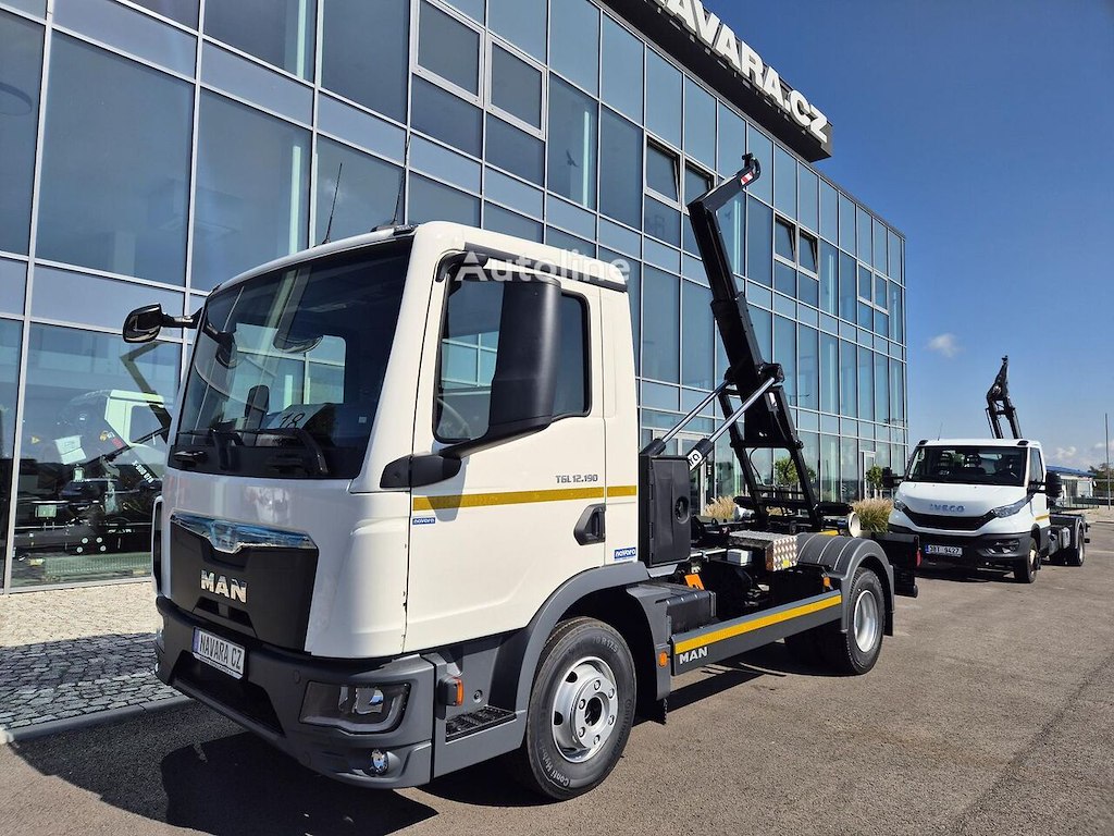 Novi MAN TGL 12.190 + NOSIČ KONTEJNERU 8T kamion rol kiper