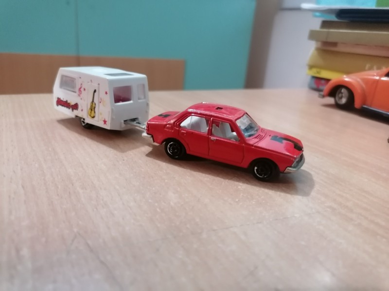 MAJORETTE RENAULT 18 CARAVAN