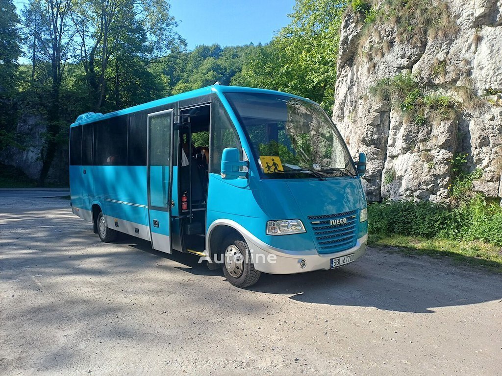 IVECO RAPIDO turistički autobus