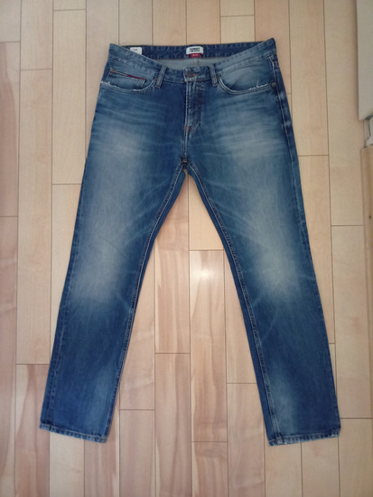 TOMMY HILFIGER vrhunske muske farmerke 34/32
