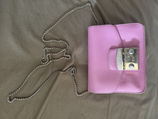 Furla tasna