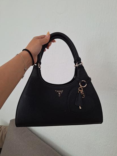 Crna guess torba nova!