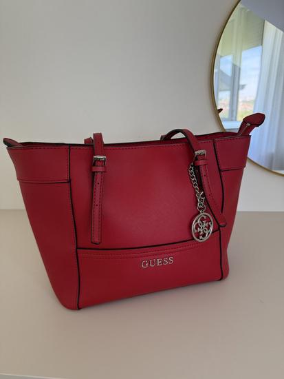 Guess crvena torba