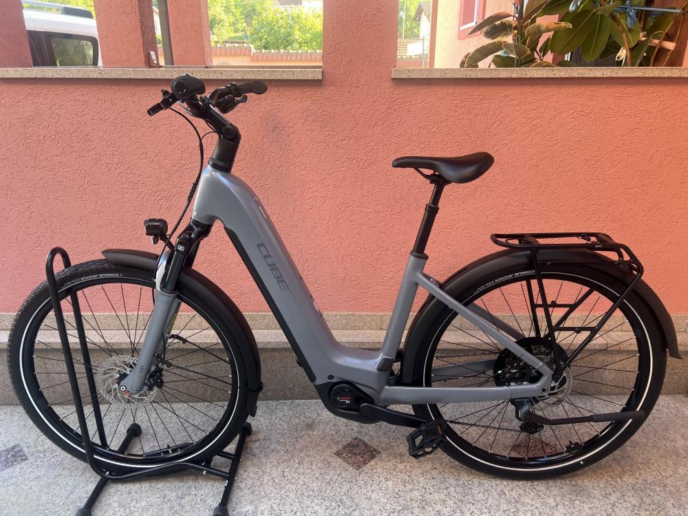CUBE TOURING size 50cm Bosch 800Wh 2026
