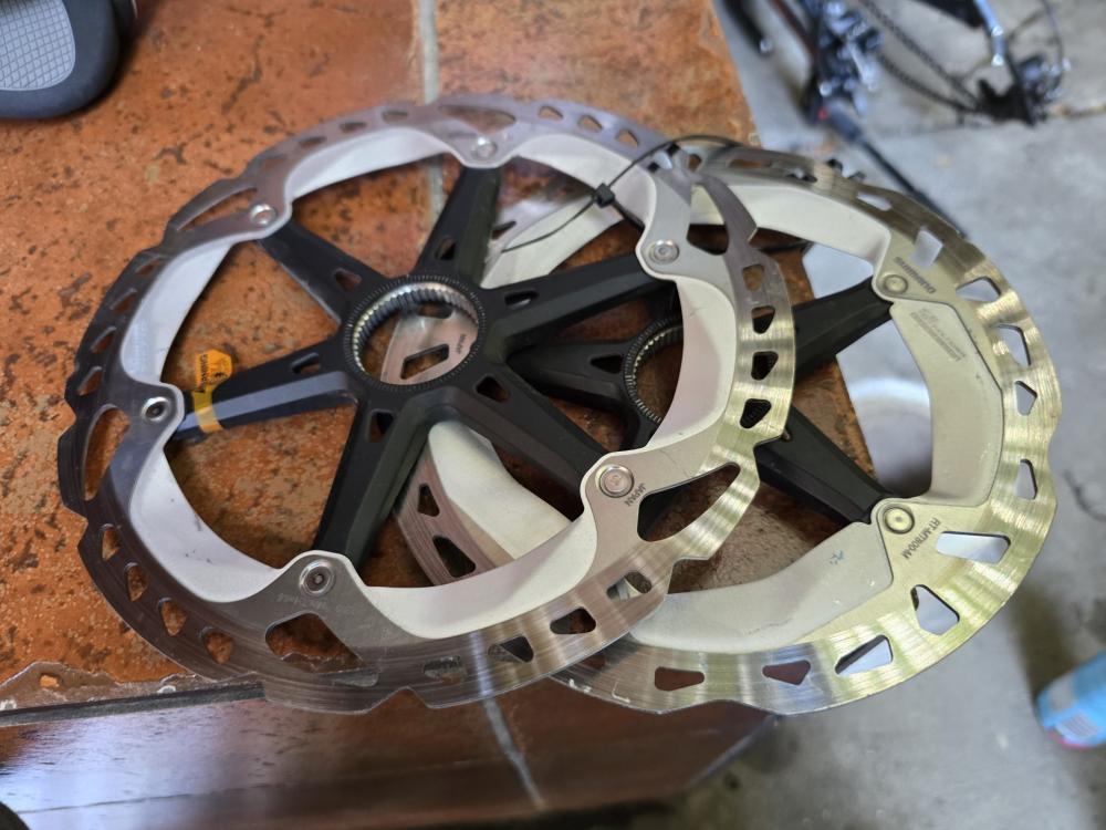 Shimano mt800 freza 203 180 kao NOVO