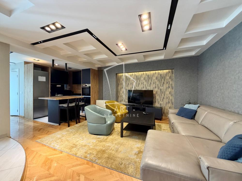 Kondina, Četvoroiposoban stan na prodaju, 108m2, 430.000€