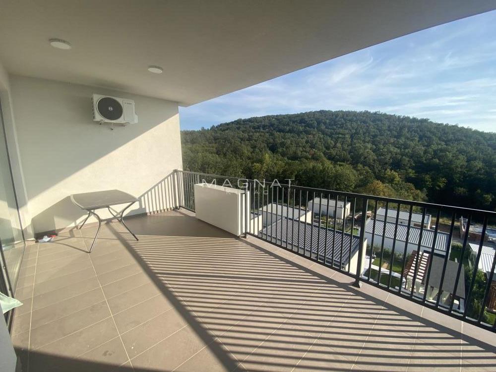 Prvomajska, Trosoban stan na prodaju, 62m2, 120.000€