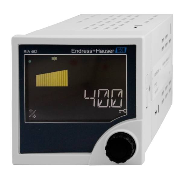 Endress+Hauser RIA452 digitalni ugradni merni instrument struja (2989225)