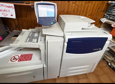 Xerox Digital Color 700i + eksterni RIP + usisni fioka + rezervni delovi i toner