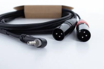 Cordial 3-polni XLR Y-adapter 1,50 m crna XLR utikač 3-polni
