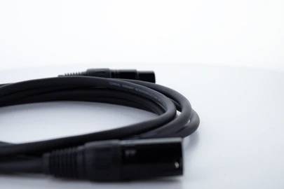 Cordial 3-polna XLR priključni konektor crna XLR utičnica 3-polna XLR utikač 3-polni 3363967