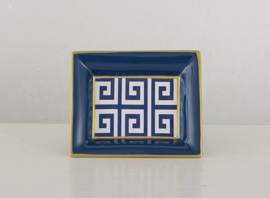 Pepeljara/tacna – ”Greek key” // ”white/blue”