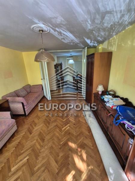 Lep 2.5, opština Novi Beograd, za renoviranje ID#10318
250.000 €