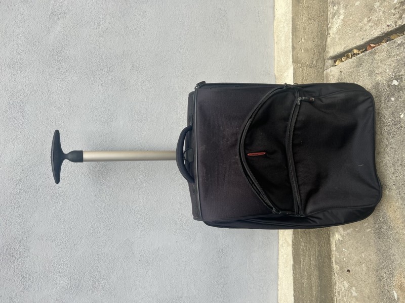 Samsonite srednji meki kofer