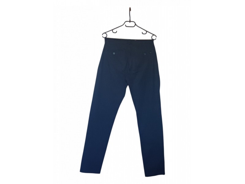 Muške pantalone 32 34